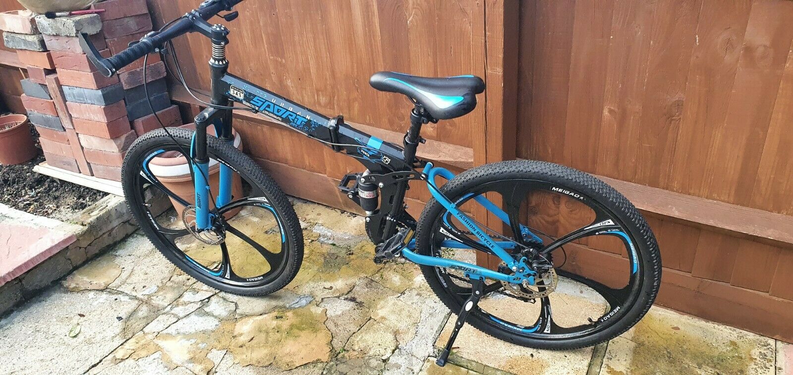 Meigao Foldable Mountain bike. Blue and black. - Folding Bikes 4U