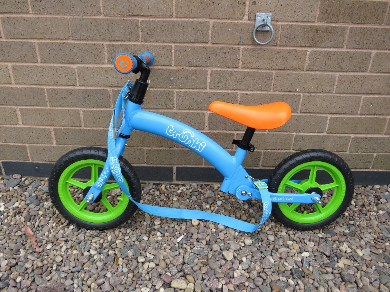 TRUNKI FOLDING BALANCE BIKE 12 INCH WHEELS NEW EX DISPLAY ref 15574 ...