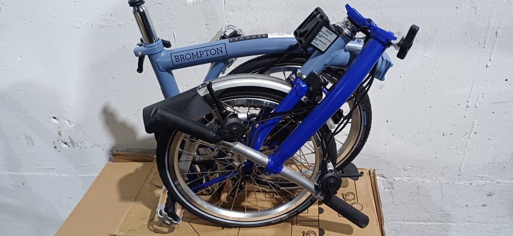 Brompton C Line S6L cloud blue 2 tone colour discontinued worldwide 🌐 ...